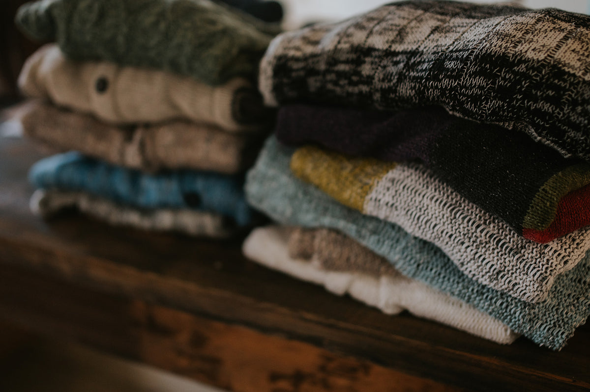 RED Thread Sweaters – Red Thread sweaters